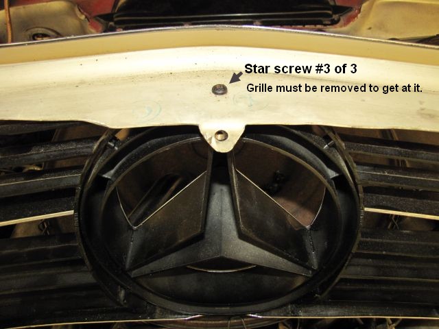 Illuminated grille star - with Pix | Mercedes-Benz Forum